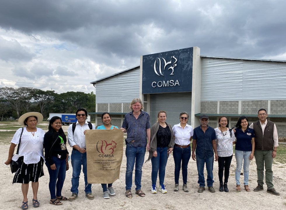 Los representes de FAIRTRADE Alemania, visitan COMSA | COMSA